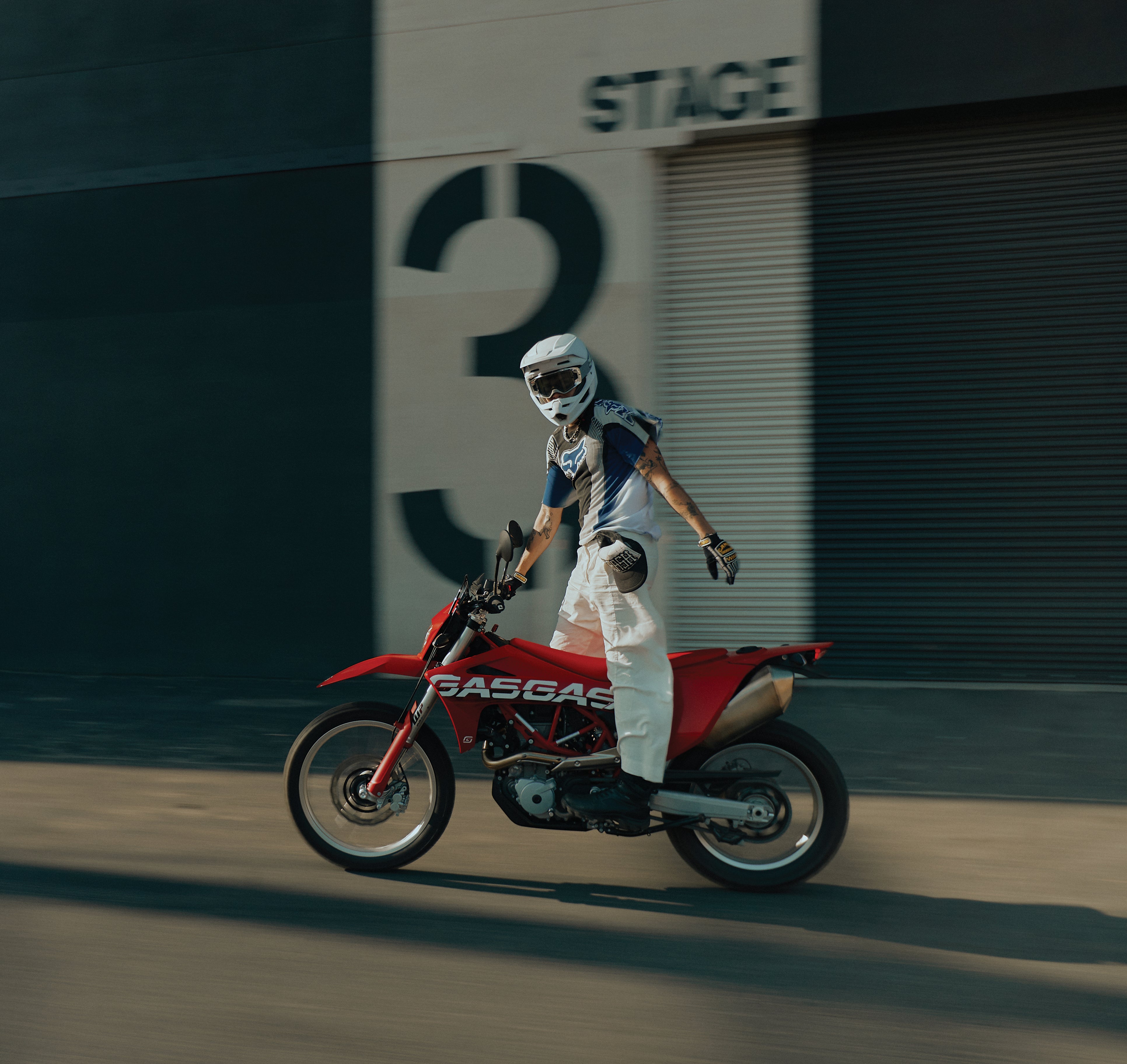 Life in the Fast Lane – VAHNA